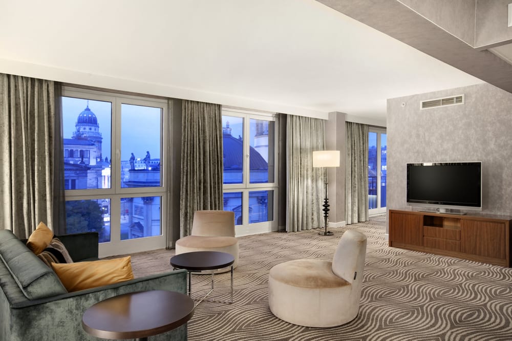 Hilton Berlin - 132 Photos & 89 Reviews - Hotels - Mohrenstr. 30, Mitte ...