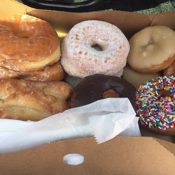 Randy’s Donuts - Donuts - Inglewood, CA - Phone Number - 1833 Photos ...