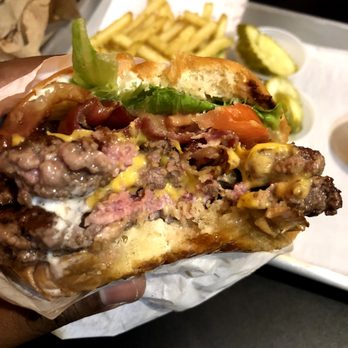 TrueBurger - 716 Photos & 1502 Reviews - Burgers - 146 Grand Ave ...