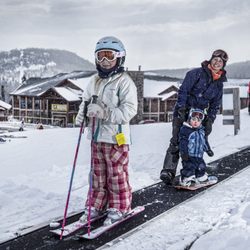 Lutsen Mountains - 24 Photos & 29 Reviews - Ski Resorts - 467 Ski Hill ...