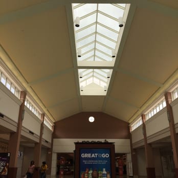 Pembroke Lakes Mall - 24 Photos & 66 Reviews - Shopping Centers - 11401 ...
