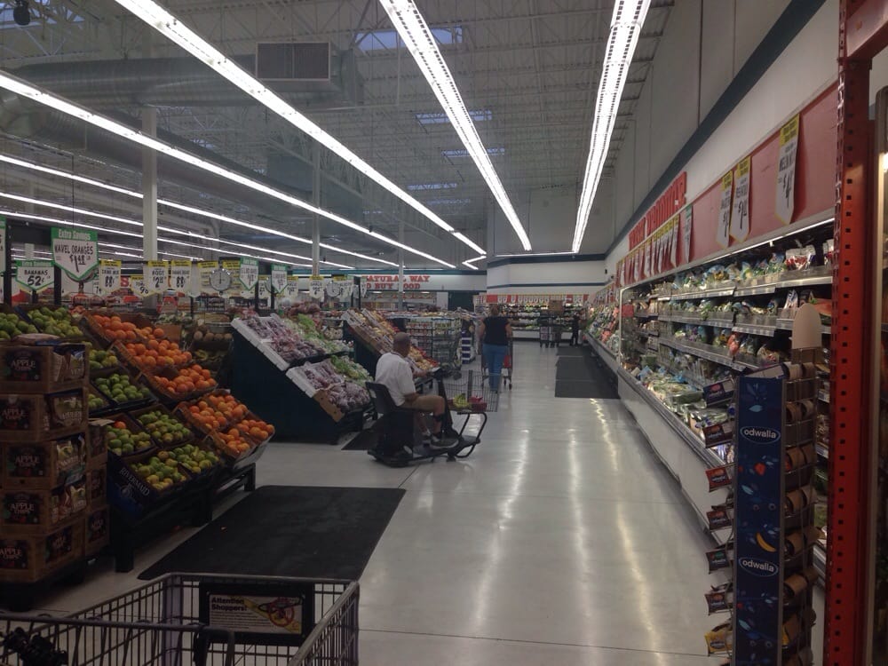 WinCo Foods - 15 Photos & 64 Reviews - Grocery - 740 W K4 Ave ...