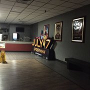 Overland Park Cinemas - 25 Reviews - Cinema - 7051 Overland Rd, Boise ...