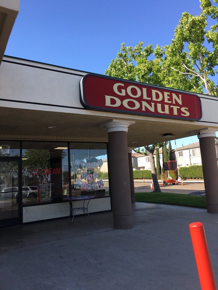 Golden Donuts - 28 Photos & 33 Reviews - Donuts - 36 N Euclid Ave ...