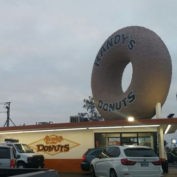 Randy’s Donuts - 2264 Photos & 1911 Reviews - Donuts - 805 W Manchester ...