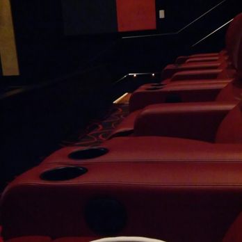 AMC Oakbrook Center 12 - 73 Photos & 55 Reviews - Cinema - 600 Oakbrook ...