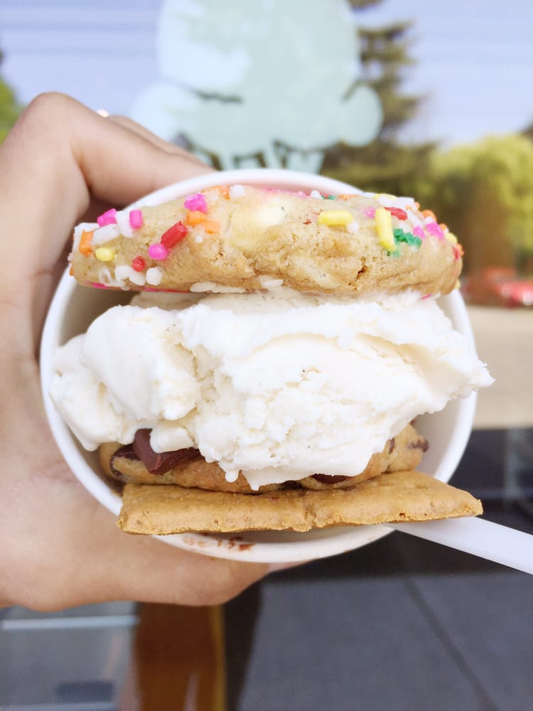 Hello Robin - 488 Photos & 320 Reviews - Bakeries - Capitol Hill ...