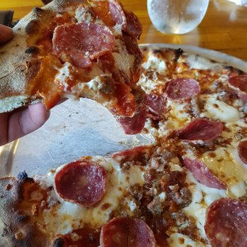 EVO Pizzeria - 481 Photos & 464 Reviews - Pizza - 1075 E Montague Ave ...