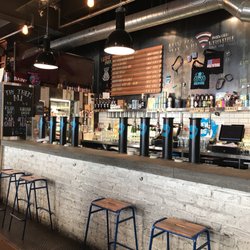 BrewDog Edinburgh - 92 Photos & 95 Reviews - Pubs - 143 Cowgate, Old ...