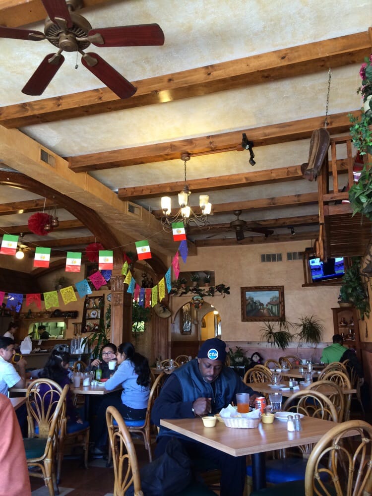 Los Arcos - 12 Photos & 78 Reviews - Mexican - 5525 N Clark St ...