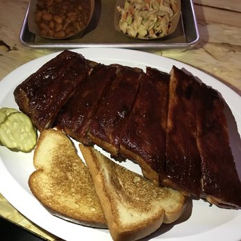 County Road Ice House - 110 Photos & 68 Reviews - Barbeque - 100 E 14th ...