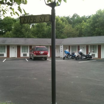 Mayberry Motor Inn - 87 Photos & 14 Reviews - Hotels - 501 N Andy ...