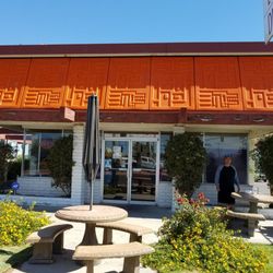 The Golden Ox - 20 Photos & 61 Reviews - Burgers - 440 S China Lake ...