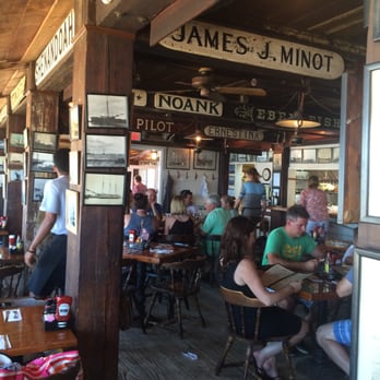 The Black Dog Tavern - 164 Photos & 266 Reviews - Seafood - 20 Beach St ...