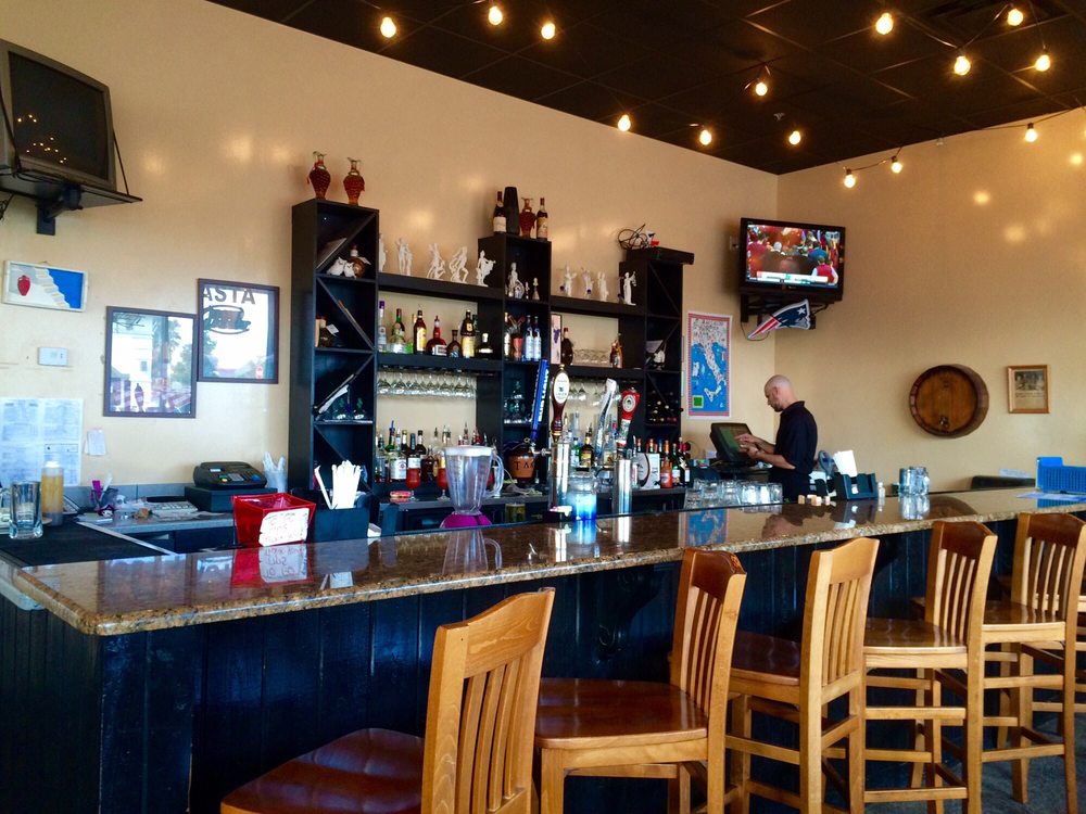 Takis Greek and Italian Restaurant - 24 Photos & 45 Reviews - Italian ...