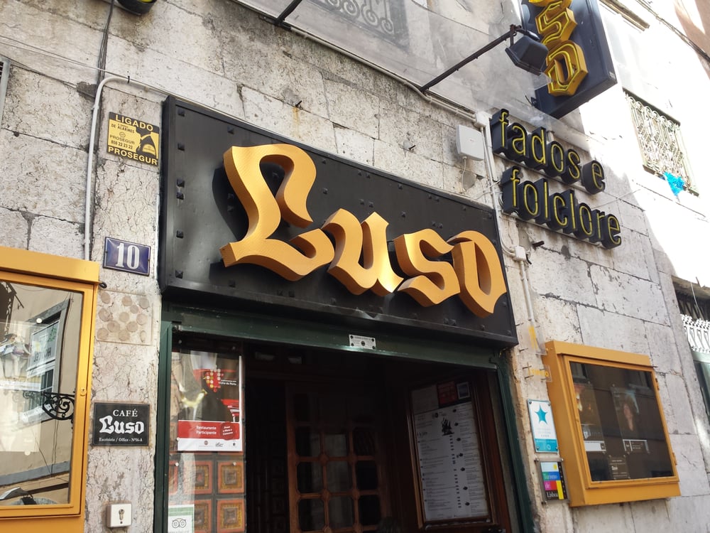 Café Luso - 15 Photos & 11 Reviews - Fado Houses - Travessa da Queimada ...