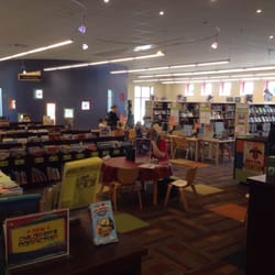 Franklin Avenue Library - Des Moines Public Library - 14 Photos ...