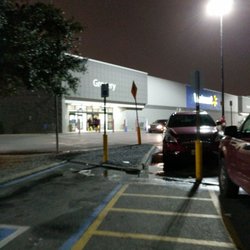 Walmart Supercenter - 11 Photos - Department Stores - 1801 W Lincoln St ...