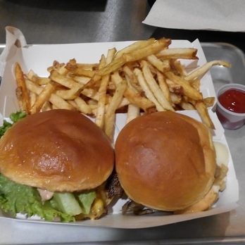 Krush Burger - Order Online - 164 Photos & 184 Reviews - Burgers - 1151 ...