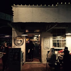 Vinnie Van Go-Go’s - 487 Photos & 955 Reviews - Pizza - 317 W Bryan St ...