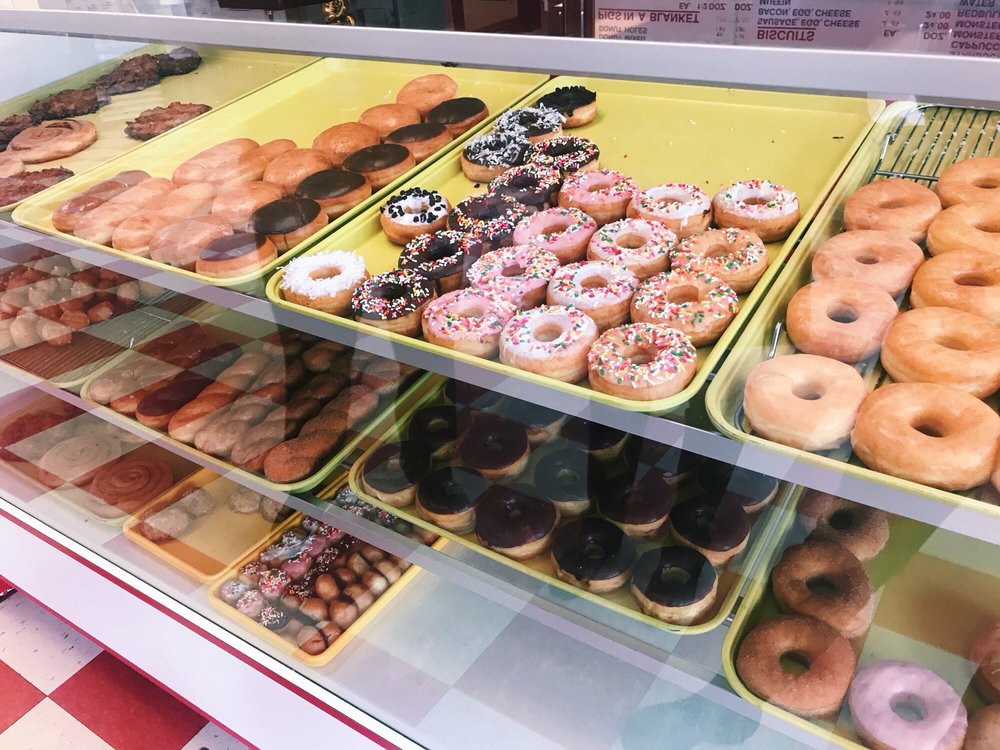 Star Donuts & Crossiants - Donuts - 1940 Troup Hwy, Tyler, TX - Phone ...