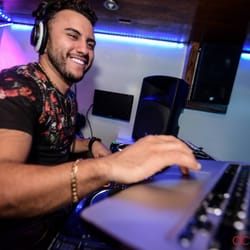 UltraBar - 187 Photos & 281 Reviews - Bars - 911 F St NW, Washington ...