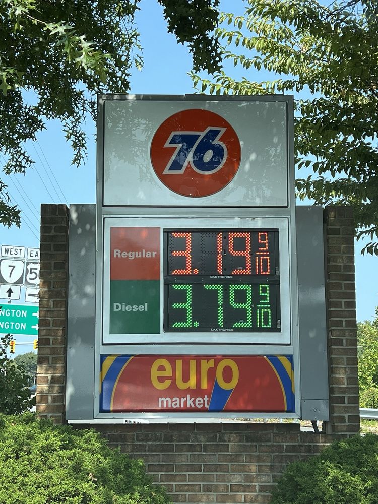76 Gas Stations, Falls Church | Roadtrippers