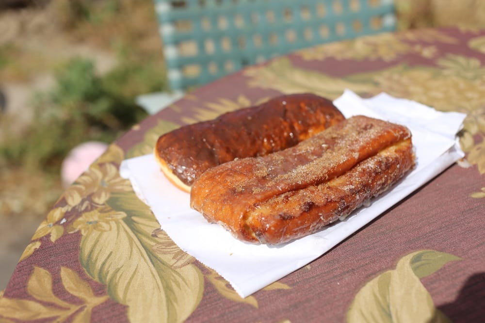 Danny’s Donuts - 116 Photos & 147 Reviews - Donuts - 102 Eucalyptus Ave ...