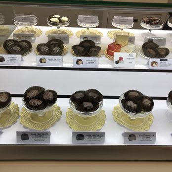 See’s Candies - 51 Photos & 56 Reviews - Chocolatiers & Shops - 60 West ...