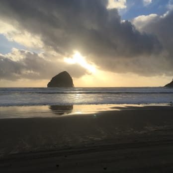 Inn at Cape Kiwanda - 97 Photos & 66 Reviews - Hotels - 33105 Cape ...