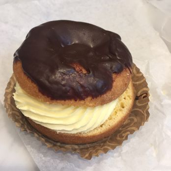 Bova’s Bakery - 331 Photos & 686 Reviews - Bakeries - 134 Salem St ...