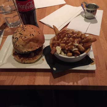 Burger Bar Crescent - 238 Photos & 224 Reviews - Burgers - 1465 Rue ...