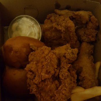 Donahoo’s Golden Chicken - 217 Photos & 430 Reviews - Fast Food - 1074 ...