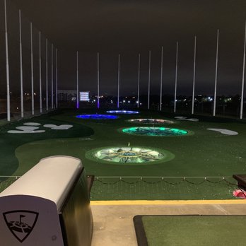 Topgolf - 566 Photos & 480 Reviews - Golf - 20356 Commonwealth Center ...