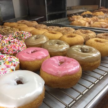 Donut Queen - 23 Reviews - Donuts - 601 E Los Angeles Ave, Simi Valley ...