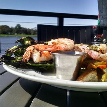 The Rum Runner - 97 Photos & 100 Reviews - Seafood - 816 Ocean Ave, Sea ...