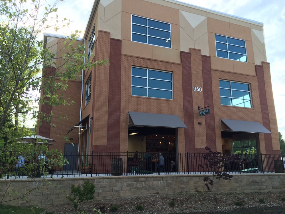Southern Peak Brewery - 21 Photos & 23 Reviews - Breweries - 950 Windy ...
