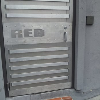 Red Studios Hollywood - 25 Photos & 12 Reviews - Photography Stores ...
