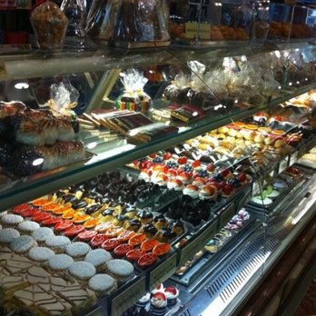 Ferrara Bakery & Cafe - 1520 Photos & 1177 Reviews - Bakeries - 195 ...