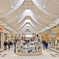 Auburn Mall - 25 Reviews - Shopping Centers - 385 Southbridge St ...