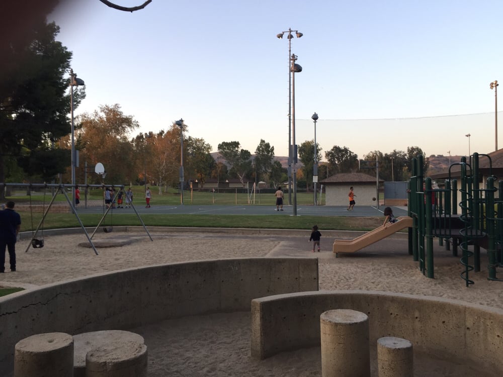 Tamarack Park - 13 Photos & 11 Reviews - Parks - 520 N Tamarack, Brea ...