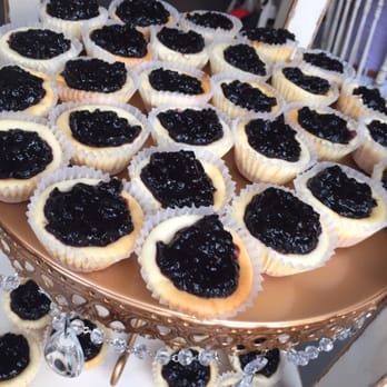 Something Sweet Bakery - 73 Photos & 51 Reviews - Bakeries - 440 C St ...