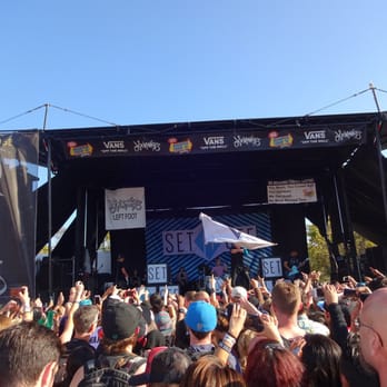 Shoreline Amphitheatre - 1061 Photos & 1016 Reviews - Venues & Event ...