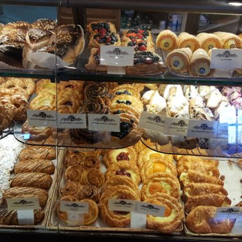 Ettore’s European Bakery & Restaurant - 1514 Photos & 1027 Reviews ...