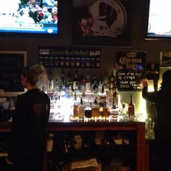 Sideliners Pub and Grill - 13 Photos & 31 Reviews - Pizza - W309 S4837 ...