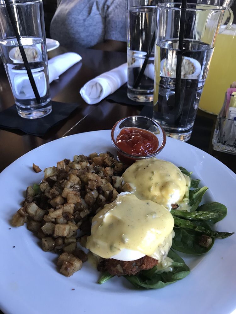 Doc’s Wine & Food - 144 Photos & 121 Reviews - Wine Bars - 3509 S ...