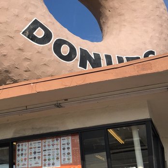 Randy’s Donuts - 2015 Photos & 1780 Reviews - Donuts - 805 W Manchester ...