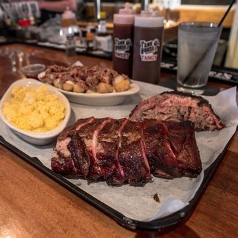 Tank House BBQ and Bar - 954 Photos & 1033 Reviews - Barbeque - 1925 J ...