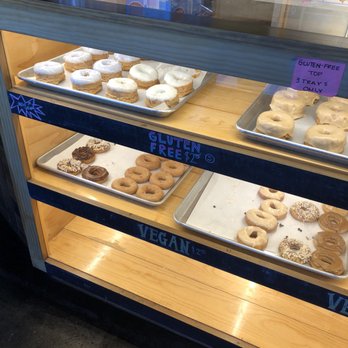 SloDoCo Donuts - 718 Photos & 682 Reviews - Donuts - 793 E Foothill ...