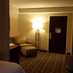 Hampton Inn Shelton - 35 Photos & 30 Reviews - Hotels - 695 Bridgeport ...